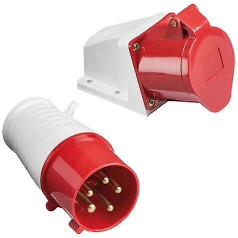 Industrial 32a Wall Mounted Plug And Socket Heavy Duty Electrical