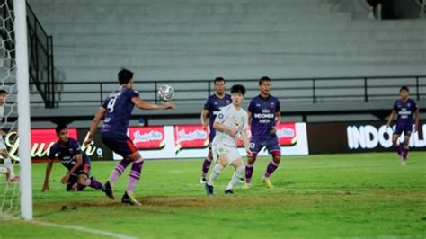 Prediksi Pertandingan Liga 1 Persebaya Surabaya Vs Persita Tangerang