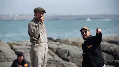 The Lighthouse Director On Robert Pattinsons Lamp Scene And The Ending