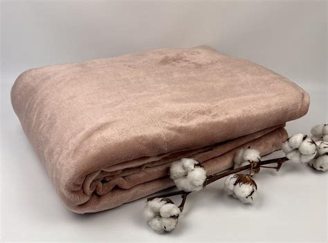 Плед флісовий Home Line 150х195 Сіро Pink купить онлайн на Rozetka