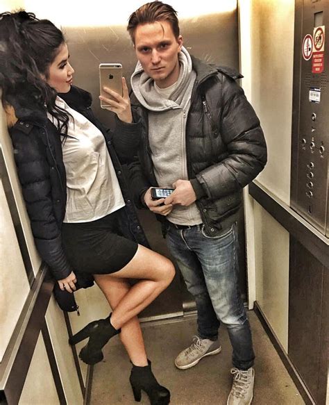 Pornoherečka Rika Fane Po Pomere S Vémolom Už Randí S Iným Známym