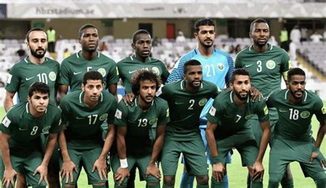 沙特vs国足，白天别在公共场所吃饭喝水，伊万为何喜欢用拜合拉木