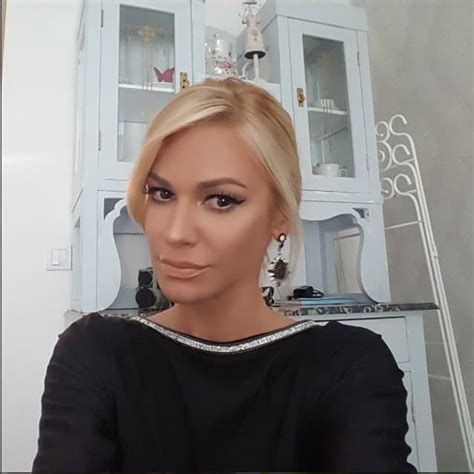 Nata A Bekvalac Odbrusila Homofobu Tra Ara