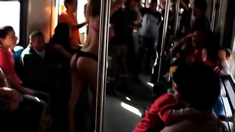 Baile En El Metro Eporner