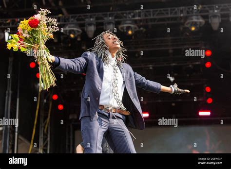 Teezo Touchdown Hi Res Stock Photography And Images Alamy
