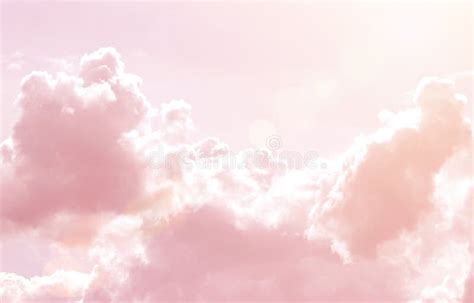 Nubes Arco Iris Fondo Fondo De Sol Y Nube Con Un Color Pastel Foto De