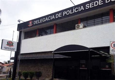 Notícias Delegacias De Defesa Da Mulher Passam A Atender Transexuais Em Sp