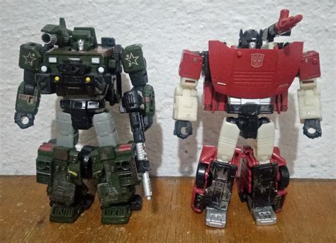 Transformers Siege Sideswipe And Hound Hobbies And Toys Toys And Games