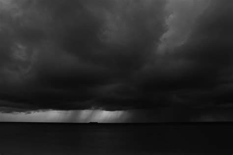 雨 by Dr Pepper （ID：6740603） - 写真共有サイト:PHOTOHITO