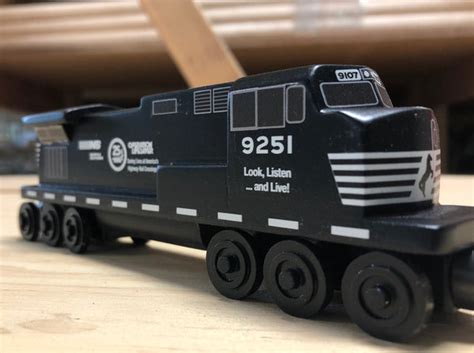 Norfolk Southern Operation Lifesaver C 44 Diesel Engine Toy Train The