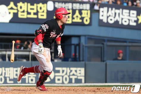Kia Fa 3인방 중 마지막 남은 4수생 서건창선택의 폭은 좁다 뉴스1