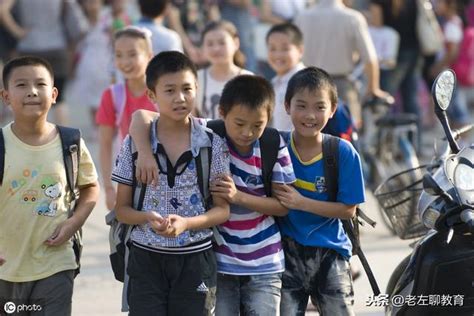 大學教授：家長接送孩子上下學，會「毀」了下一代 每日頭條
