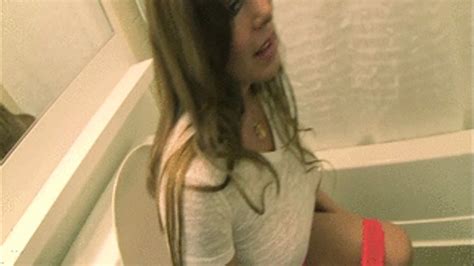 Nicky Ferrari 4 Windows Media Fart Domination Clips4sale