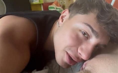 Alessio Spera Fa Sesso Orale A Una Ragazza Il Video BitchyX