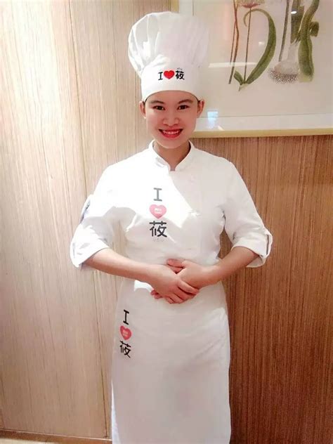 西贝莜面村工作服 西贝莜面村服务员服装 大山谷图库