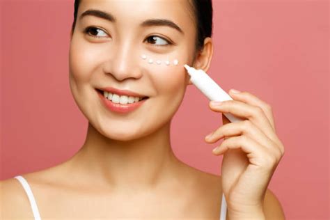비립종 생기는 이유 및 없애는 방법 알아보기