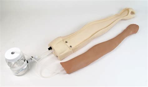 Intravenous Injection Arm Trainer 株式会社ティーエムシー
