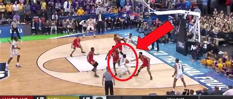 Lsu Guard Tremont Waters Appears To Travel On Final Shot To Beat