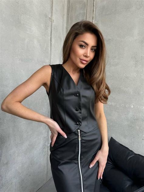 Костюм спідниця з жилетом — ціна 585 грн у каталозі Костюми зі спідницею Купити жіночі речі за