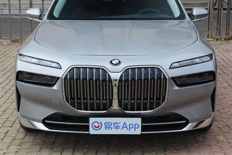【宝马7系740li 领先型 豪华套装外观细节图片 汽车图片大全】 易车