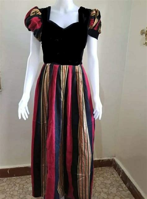 Pin By Ward Alraimi On Yemen Womens Dresses Dress Yemen Women