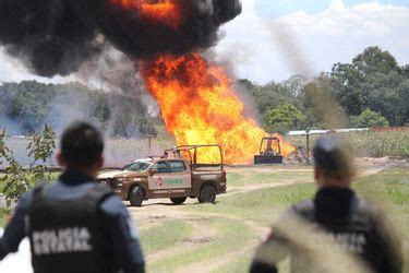 En Amozoc Explota Toma Clandestina Mientras Sellaban Ducto Grupo Milenio