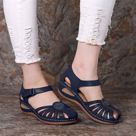 Lilgiuy Wedge Sandals For Women Vintage Beach Closed Toe Gladiator