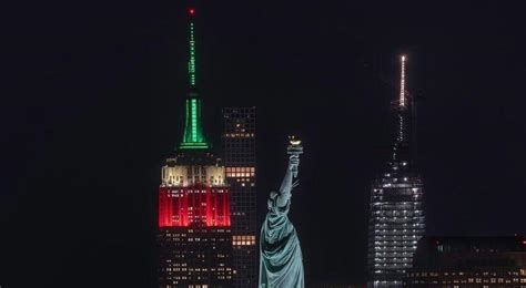 Viva México Empire State se ilumina verde blanco y rojo Puente Libre