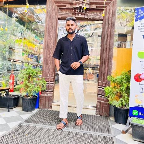 Mani Kandan Manee15 • Threads Say More