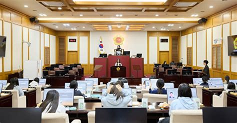 인천항 내항 1·8부두 재개발 본궤도⋯중투심 통과