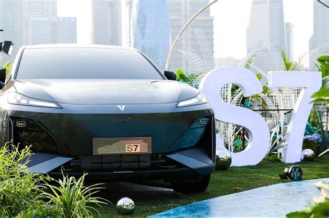 长安深蓝s7正式亮相，定位中型suv