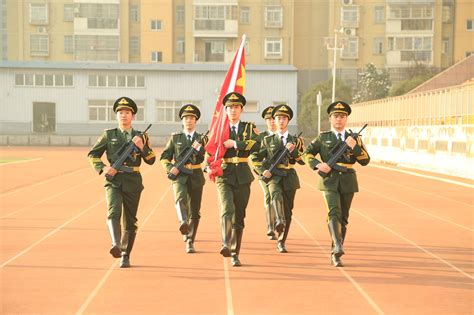 缅怀革命先烈 担当青年使命 学校开展国旗下的演讲爱国主义教育活动 安徽工商职业学院