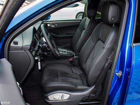 F Pace Macan
