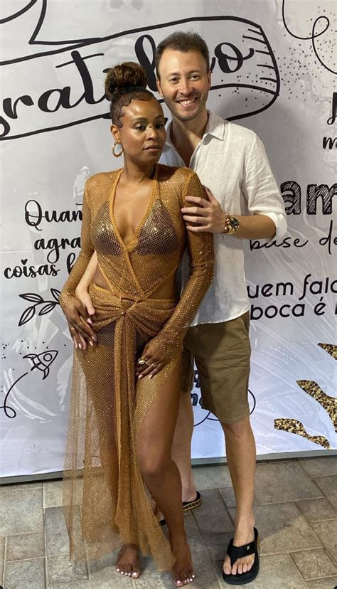 Roberta Rodrigues comemora aniversário festa cheia de famosos no Rio fotos