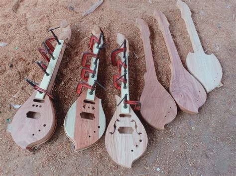 Acoustic Electric Thai Asian Guitar 3 Strings Isarn Mandolin Musical