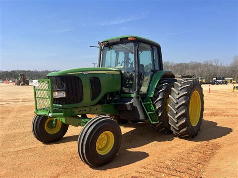 2003 John Deere 7220 Farm Tractor J M Wood Auction Company Inc