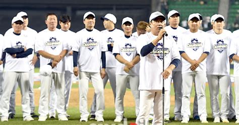 정규시즌 우승 두산 김태형 감독 Ks 2연패 하고 싶다