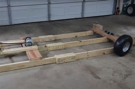 A Diy Enthusiast Built This Micro Electric Camper On Tank Treads To
