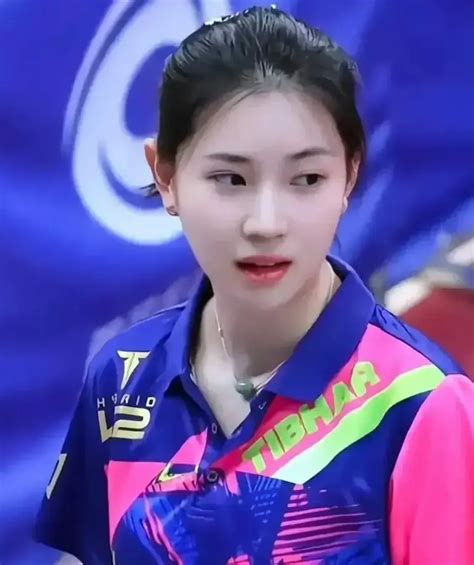 国乒首席美女王添艺曝最新动态：23岁生日绝美写真，转孙颖莎同门