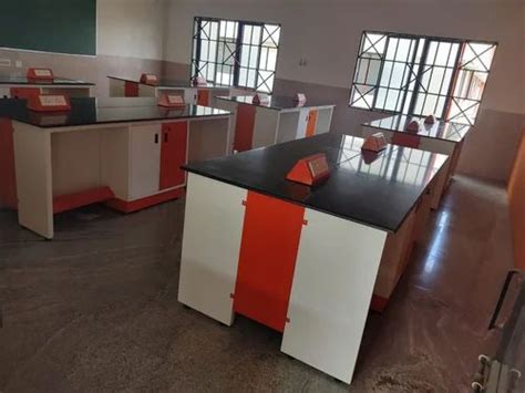 Physics Lab Table At ₹ 9500 Meter Laboratory Tables In Chennai Id