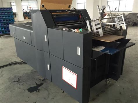 Sgj Ui W Automatic Spot Uv Printing Coating Machine With Ultraviolet Curing Lamp Buy Sgj