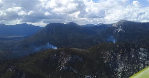 Declaran Alerta Roja Por Incendio En El Parque Nacional Conguillío