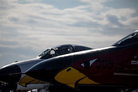 TOP GUN GANREF