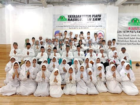 SELAMAT HARI RAYA IDUL FITRI 1445 H Yayasan Yatim Piatu Rasulullah
