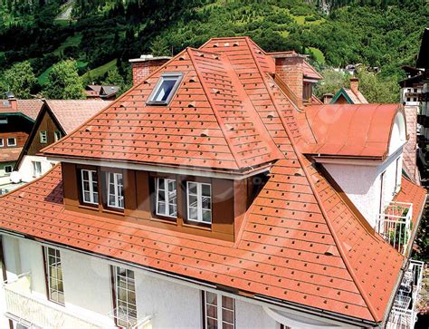 Prefa Falcovaný šindel Ds 19 Povrch Stucco Cihlově červená P10 Balení 5 M2 Strefa Cz