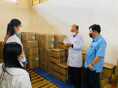 រដ្ឋមន្ត្រីសុខាភិបាល ចុះជួបសំណេះសំណាលជាមួយមន្រ្តីបុគ្គលិកសុខាភិបាល កំពុងបំរើការនៅមណ្ឌលសុខភាពឈូក