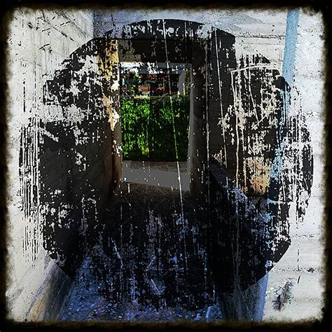 Passage Lucborell Est Un Photophone Artiste Lucborell Flickr
