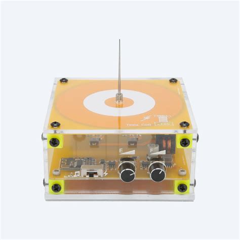 Bobine De Tesla Mini La Puissance électrique En Format Compact