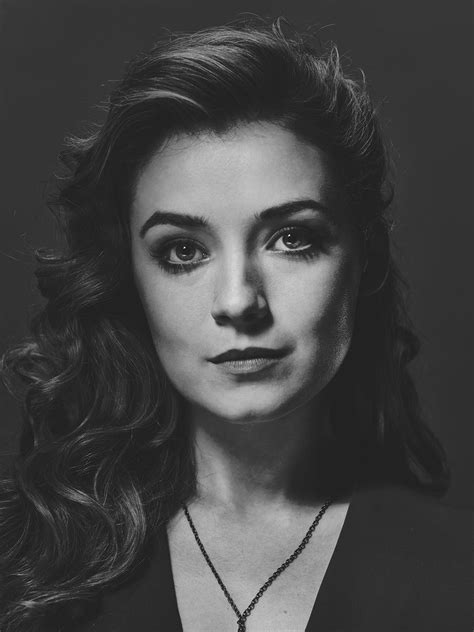 Into The Badlands Foto Sarah Bolger Foto 186 Sobre 194