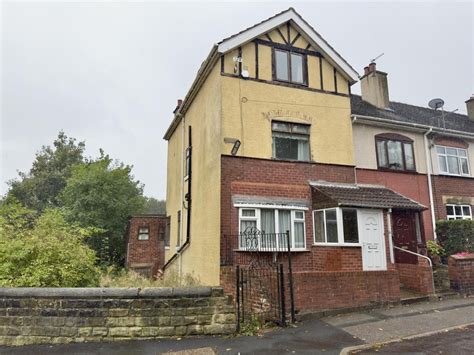 Moor Road Wath Upon Dearne Rotherham Hunters Estate Agents